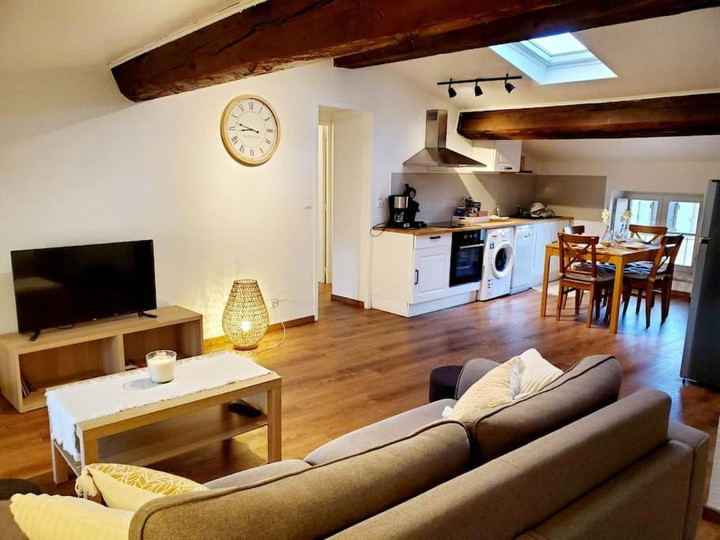 Appartement Chaleureux Au Pied De La Cité Avec Parking - Carcassonne