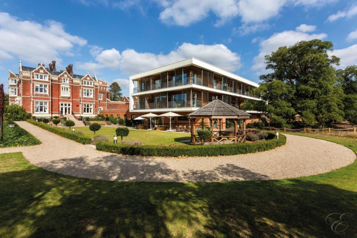 Wivenhoe House Hotel - Essex