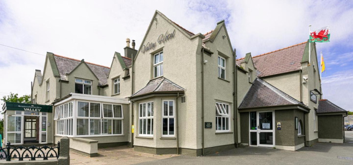 The Valley Hotel, Anglesey - Gwynedd