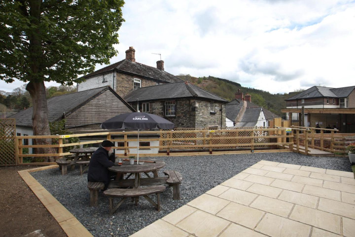 Oyo Glyn Valley Hotel - Llangollen