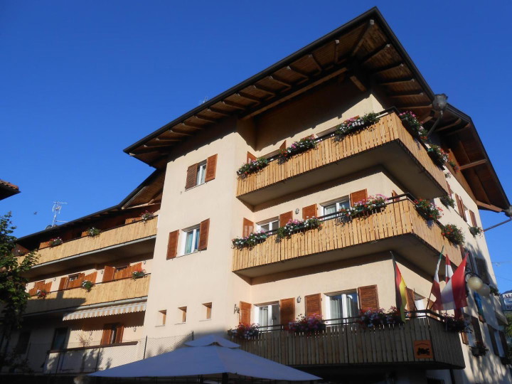Albergo Genzianella - Comano