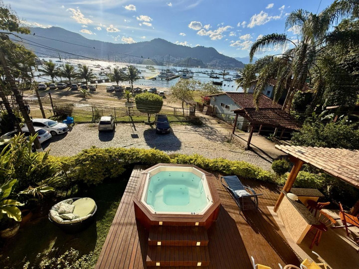 Casa Amarela - Ilha Grande