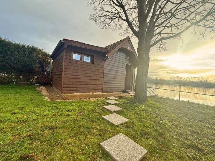 Charmant Petit Chalet En Bord De Seine - Les Andelys