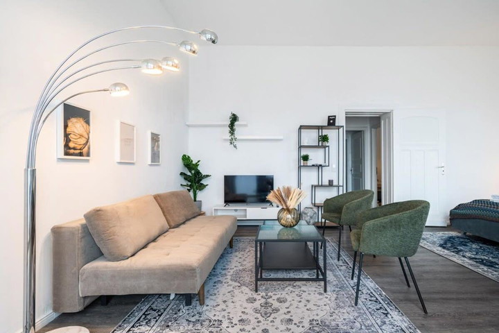 Homely Berlin - Spacious, Modern, S-bahn Nearby , Groups & Families - Berlin