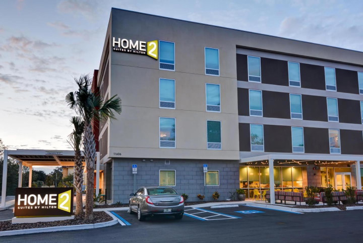 Home2 Suites By Hilton Tampa Usf Near Busch Gardens - Tampa Bay, FL