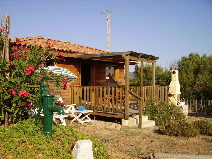 Petite Maison En Bois Exotique - Pianottoli-Caldarello