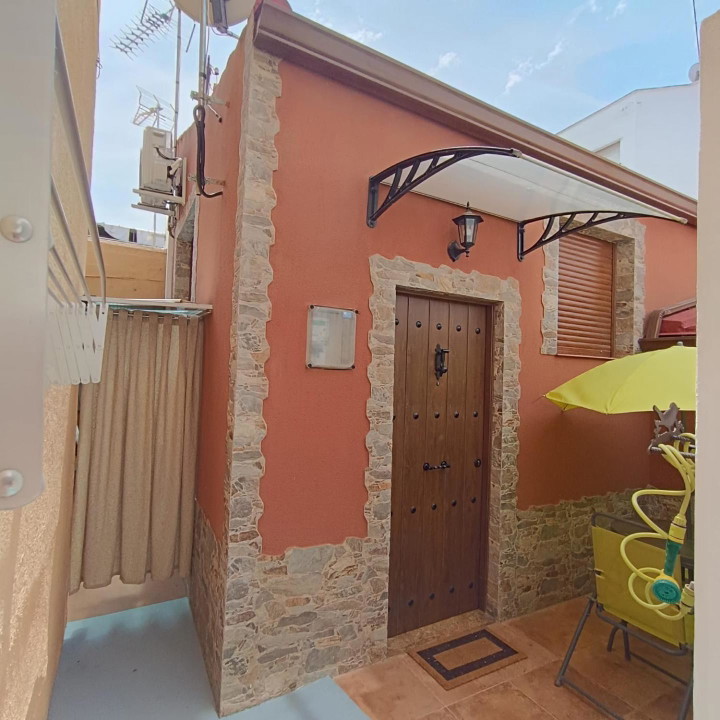 Solana De Luche, Casa Independiente Tipo Loft Con Terraza En Puerta Del ÁNgel - Móstoles