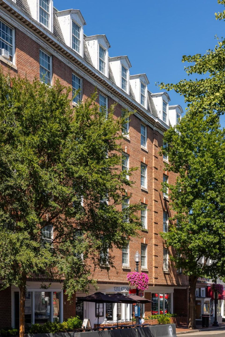 The Georgetown Inn - Washington, D.C.
