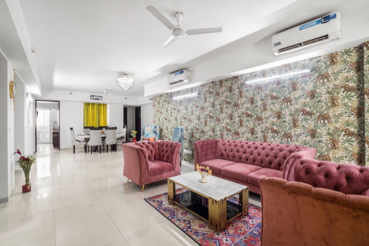 Homlee-super Luxury 4 Bhk Apartment Nr Noida Expo - Noida