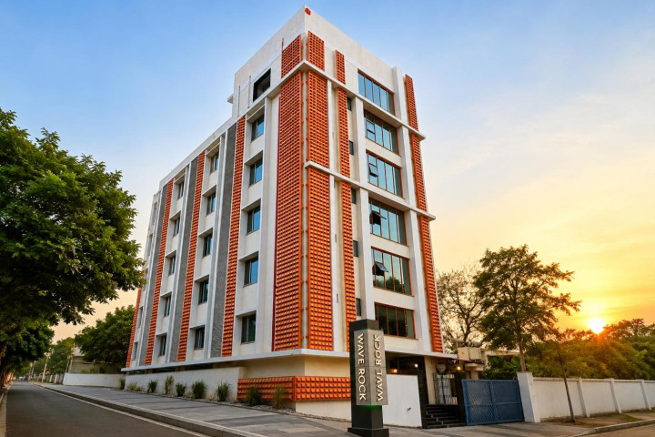 Hotel Wave Rock - Visakhapatnam