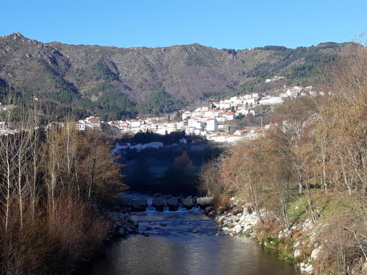 A Primeira Casinha Do Mé-mé - Covilhã