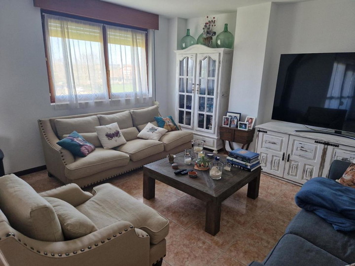 Casa Tranquila Con Jardín, - Cantabria