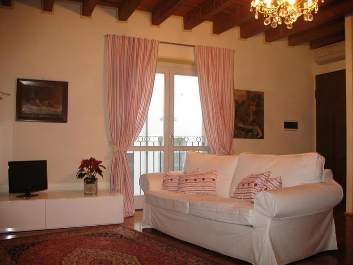 B&b A Casa Di Andrea - Mantua