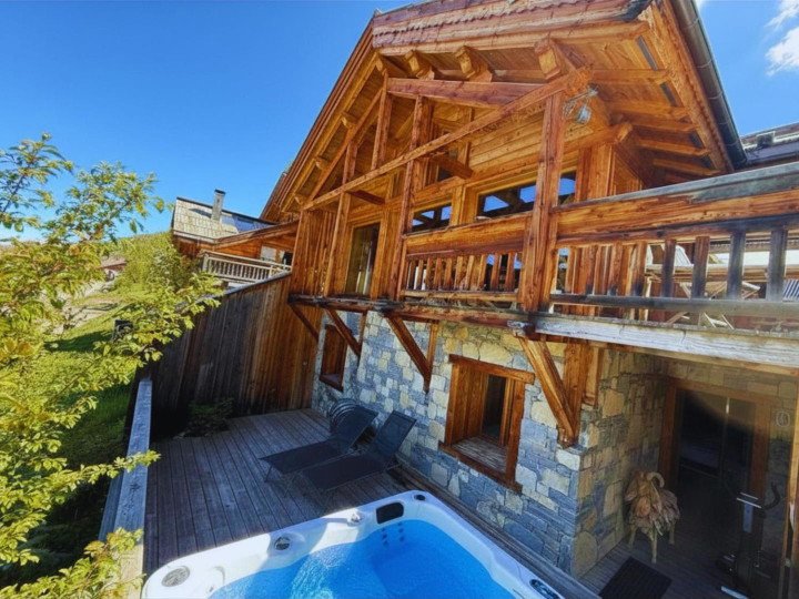 Chalet With Ski Slope Views, Jacuzzi & Cinema Room - Provence-Alpes-Côte d'Azur