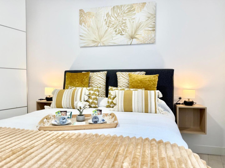 Castro Holidays - Apto B Nuevo Céntrico Con Garaje Gratis - Castro-Urdiales