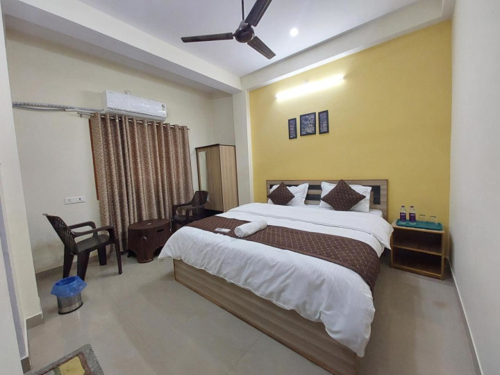 Manor Residency - Varanasi