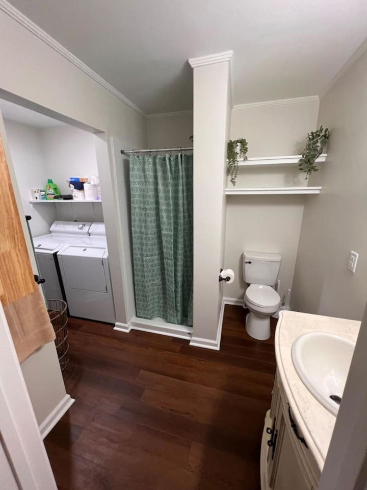 Lux Studio W Kitchenette Pet Yes - South Carolina