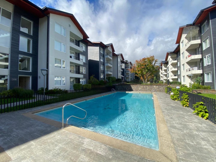 Ski Route & Pool - Robles Del Volcan Condo - Pucon