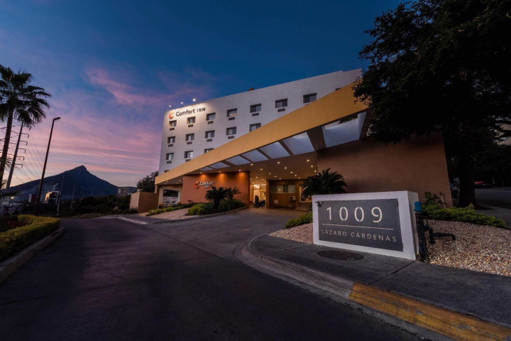 Comfort Inn Monterrey Valle - Monterrey