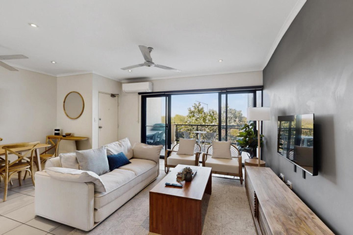 Peaceful 2-bed Apartment With Private Bbq Balcony - Humpty Doo