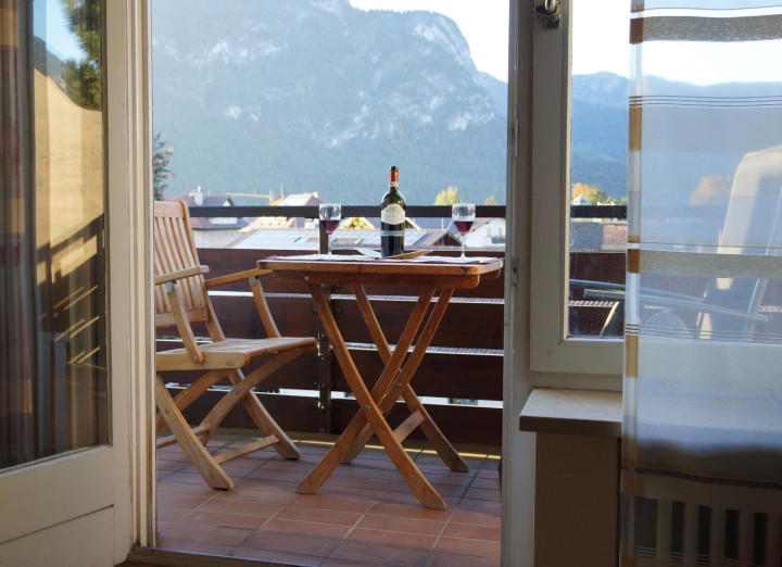 Sunny 1-room Apartment Near Railway Station - Garmisch-Partenkirchen