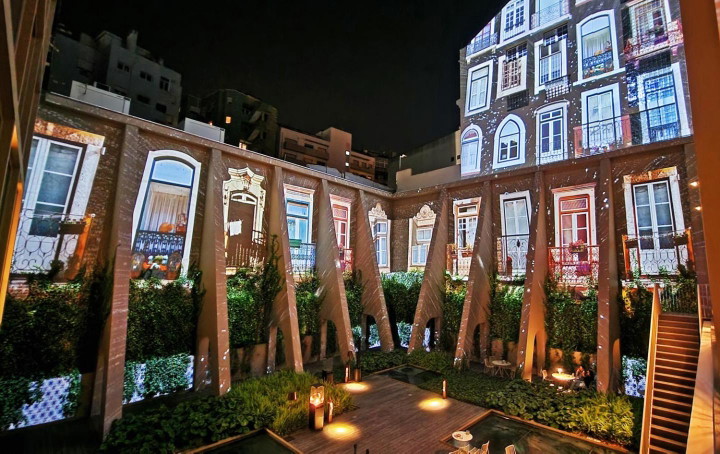 Lumen Hotel & The Lisbon Light Show - Seixal