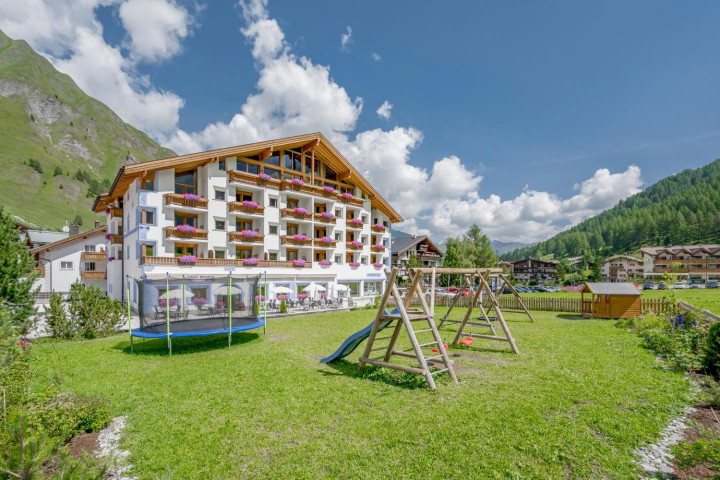 Hotel Nevada - Nauders