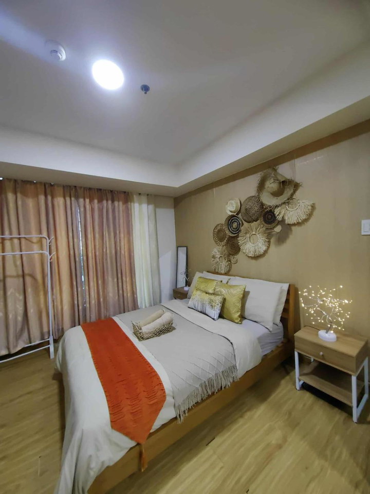 Panatag Staycation By Yani At Azure Urban Residences, Parañaque - Taytay