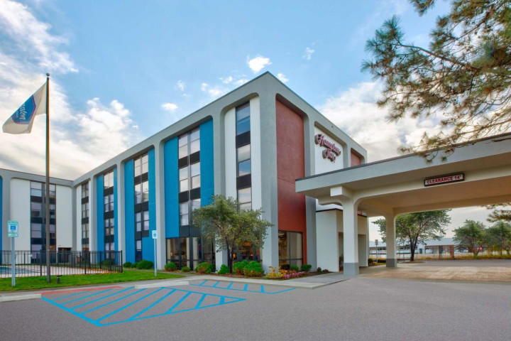 Hampton Inn Detroit Madison Heights South Troy - Bloomfield Hills, MI