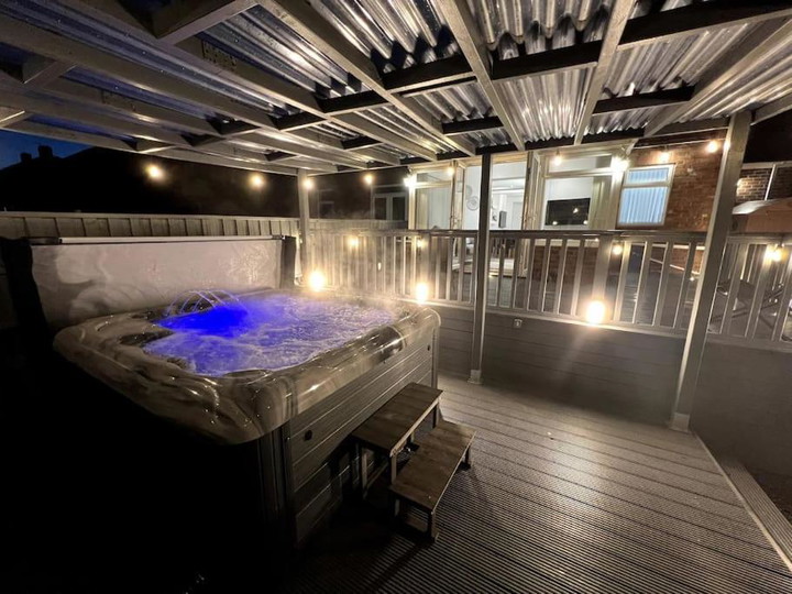 Numero Venti Aparthouse Wifi Parking Hot Tub Contractor And Group Friendly - Scotland