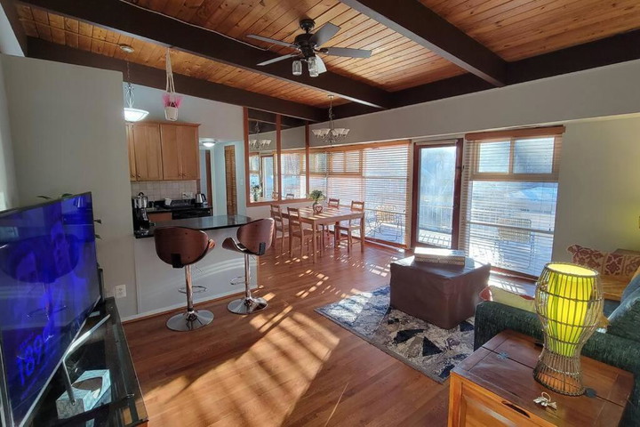 Entire One Bedroom Apartment - Fairfax, VA