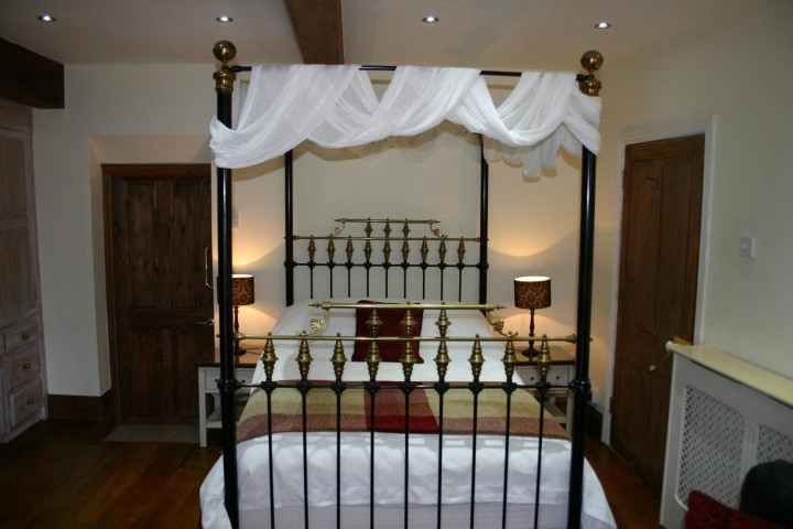 Cadleigh Manor - Dartmoor Forest