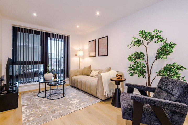 Sleek City Stay 2 Bed Apt Free Parking And Terrace - Leeds
