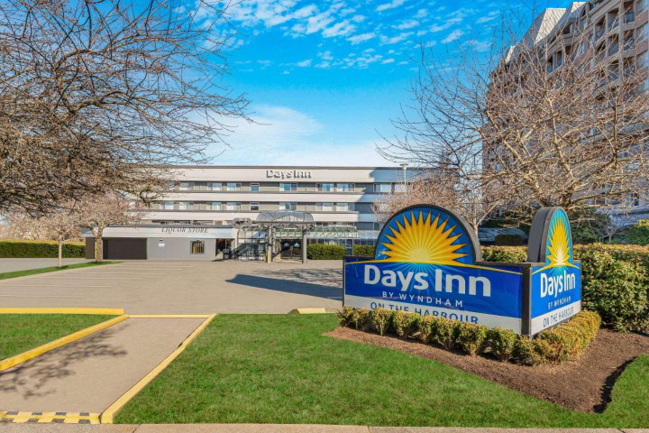 Days Inn By Wyndham Victoria On The Harbour - Victoria, Canada