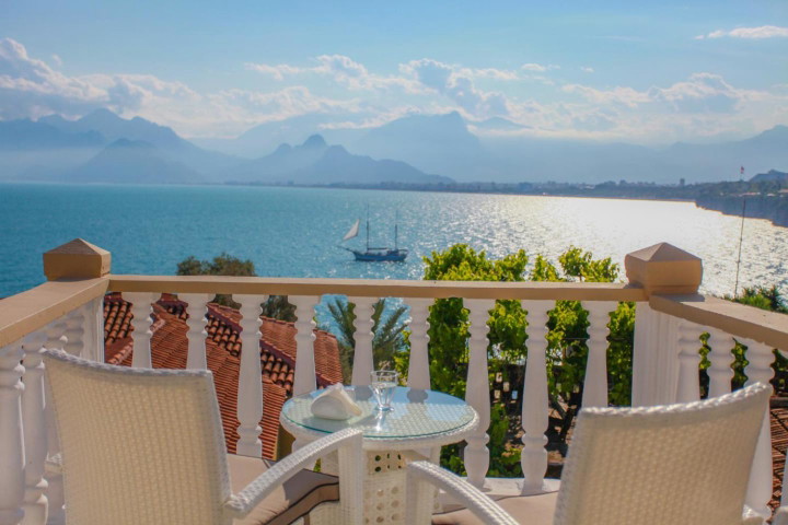 Bacchus Pension - Antalya
