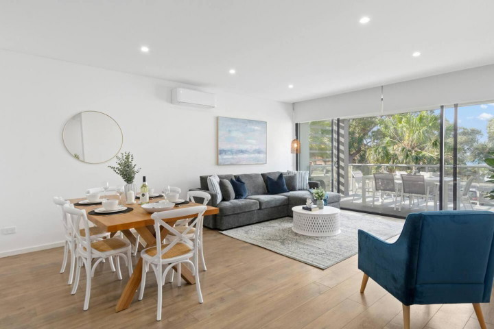 Saltwater Escape - Contemporary Seaside Stunner - Kiama