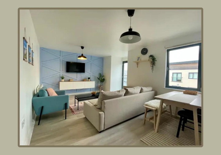 Family Friendly Maritime Apartment - Wales