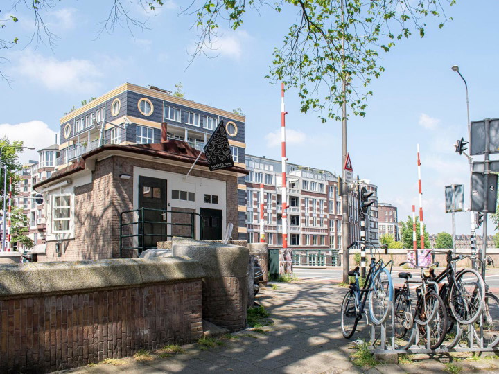 Sweets - Van Hallbrug - Amsterdam