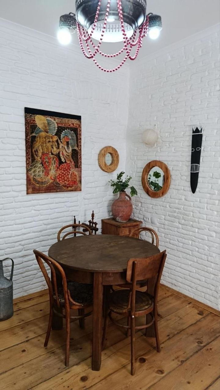 Apartment Dacha In The Center Of Tbilisi - Tbilisi