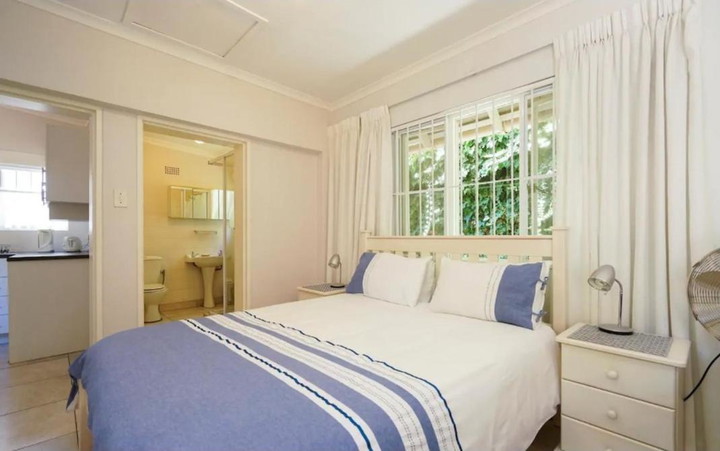 Dove Cottage @ Squirrel's End - Cape Town