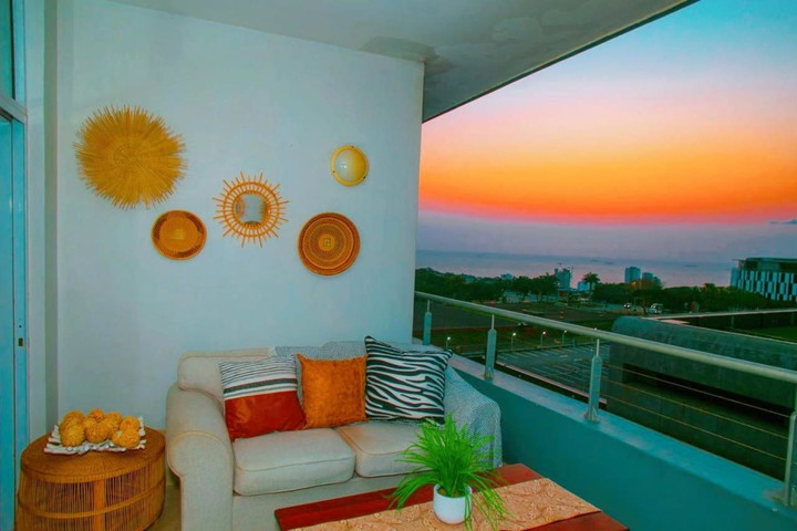 Gateway Oceans - 2 Adults & 4 Children Only - Families Or 1 Couple Only - No Parties - Umhlanga