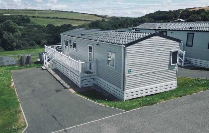 3 Bedroom Holiday Home In Newquay - Valley Views - Cornwall
