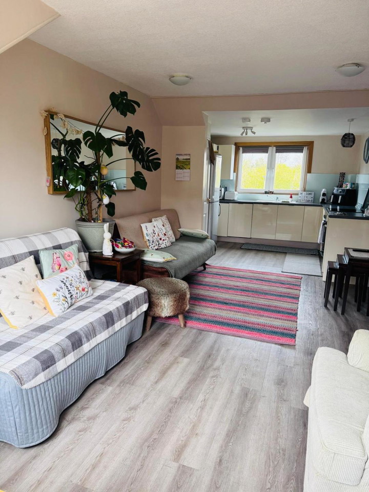 “A Wee Pad In Dunfermline” - Dunfermline