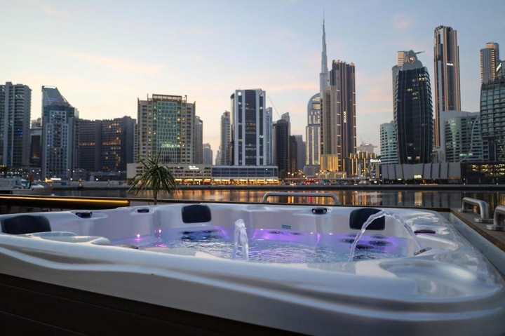 Luxury Yacht In Dubai Marina - Private Charter - Dubai