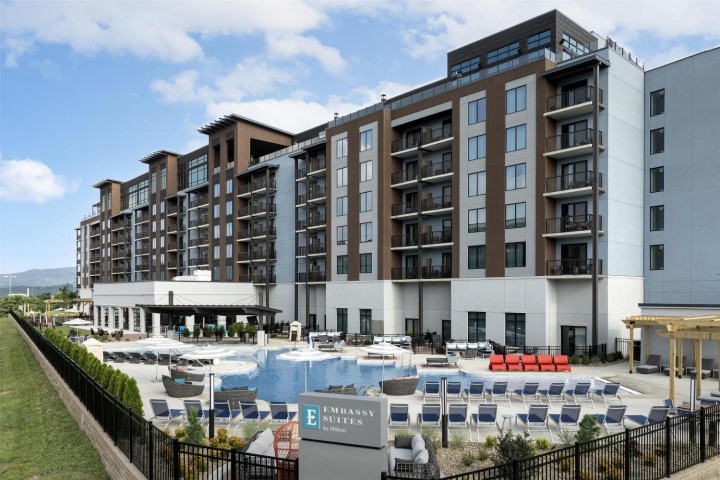 Embassy Suites By Hilton Pigeon Forge Resort - Gatlinburg, TN