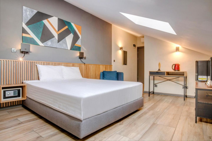 Hotel Forty One - Voluntari