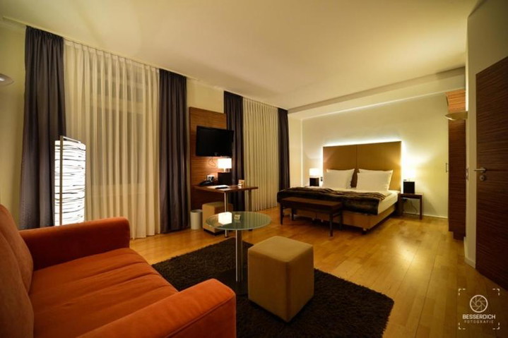 Hotel Leidinger - Ehemalige Domicil Und Domaine Leidinger - Saarbrücken