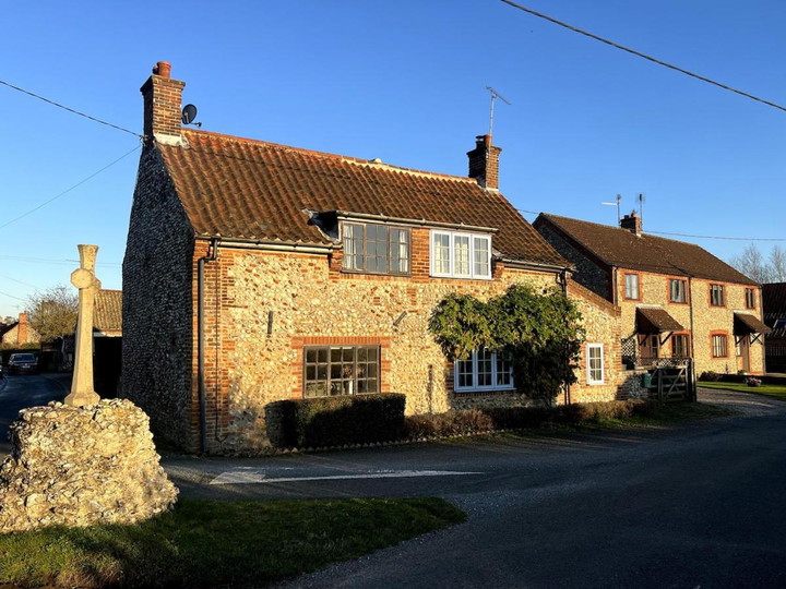 Pilgrims - Traditional Flint Cottage With Open Fire - Brancaster