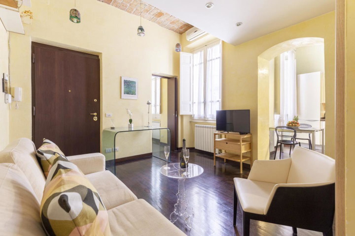 Hostly-urban Oasis Turati-few Steps From Colosseum - Rome