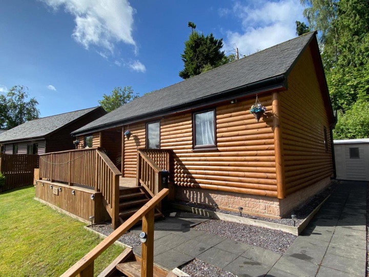 Luxury 3 Bed Lodge With Hot Tub - Blairgowrie